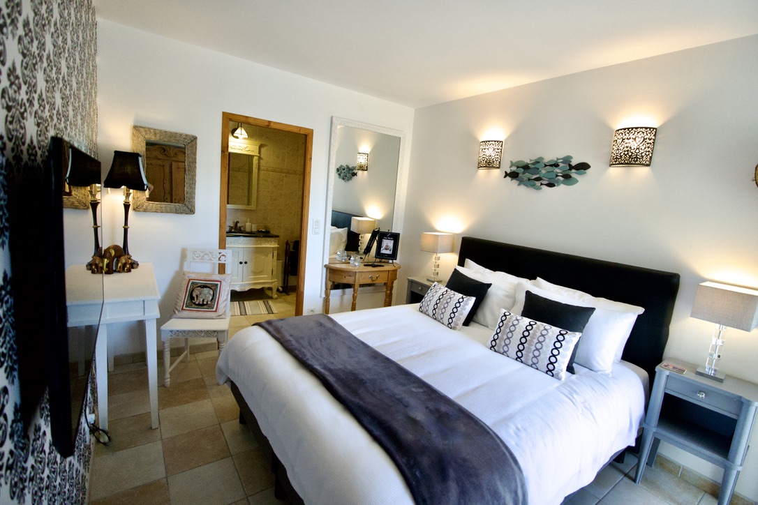 Villa La Rive - Villa la rive (River Villa)